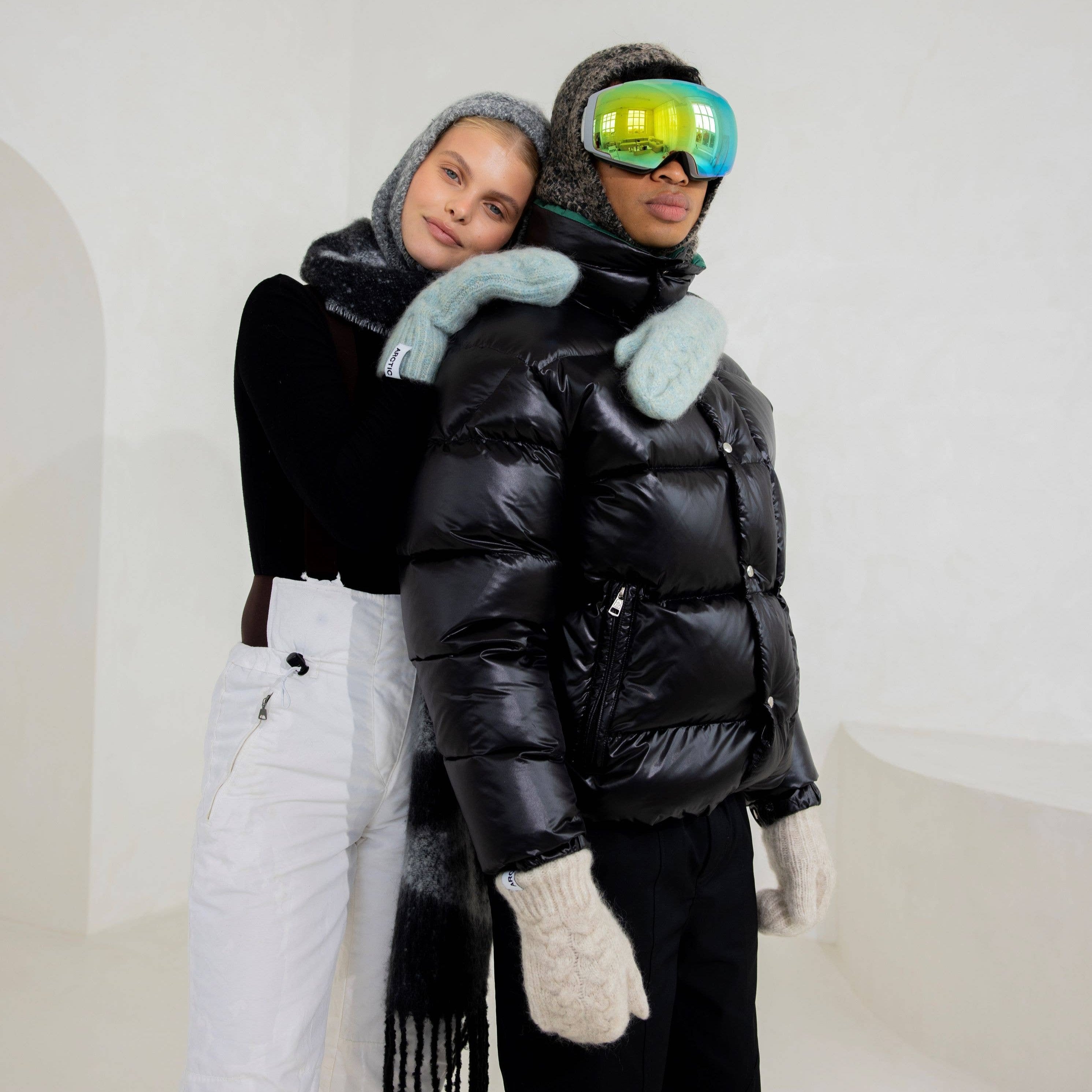 Arctic Fox & Co Mohair Mittens - Arctic White – Janet Bell Gallery ...